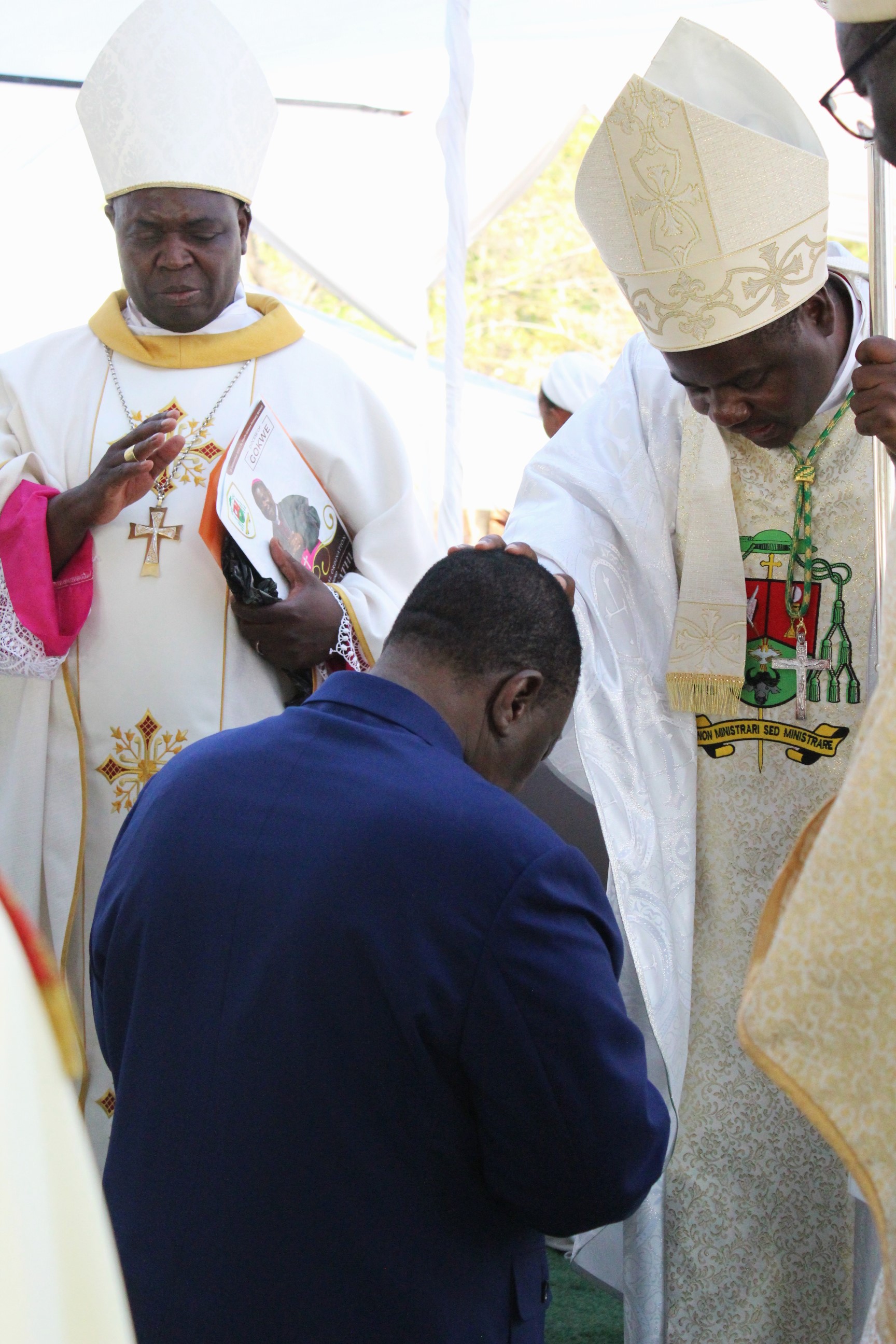 Vice-President-Constantino-Chiwenga-kneels-to-receive-a-blessing-from ...